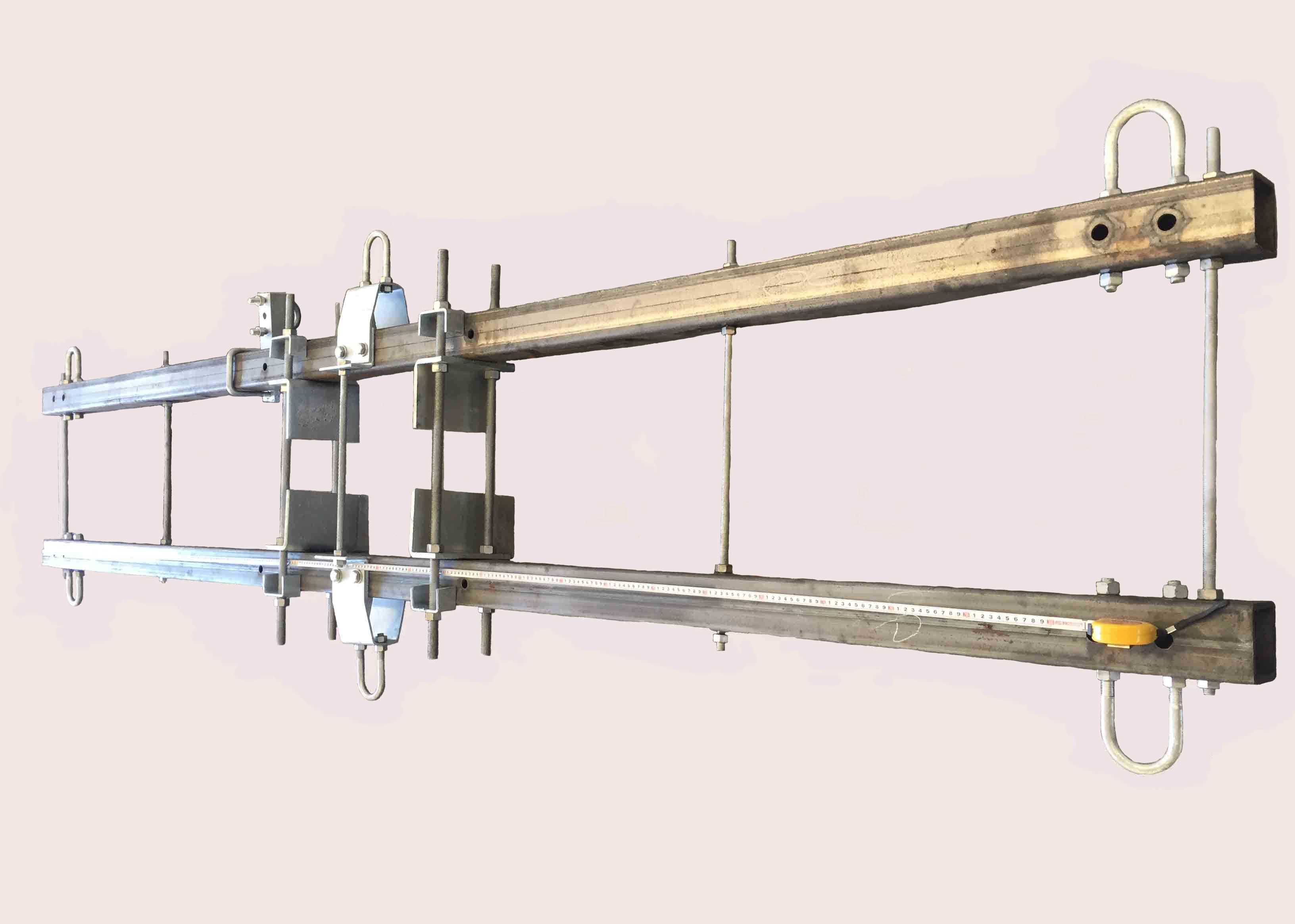 Octagon Utility Pole Cross Arms 11KV 33KV Hot Dip Galvanization Surface ...