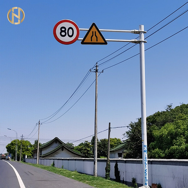 6-15M Steel Traffic Sign Pole Corrosion Resistant For Traffic Control ...