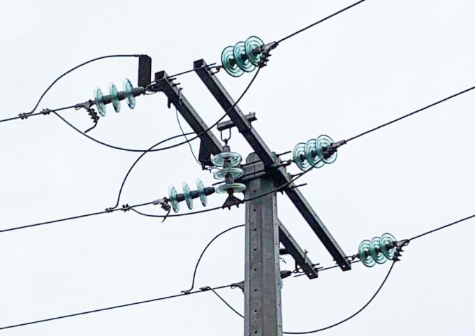 33KV 35KV 10000S Distribution Crossarms Assemblies For Single Pole ...