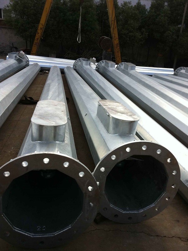 High Mast Galvanized Light Pole 30M 35M With Electric Lifting System